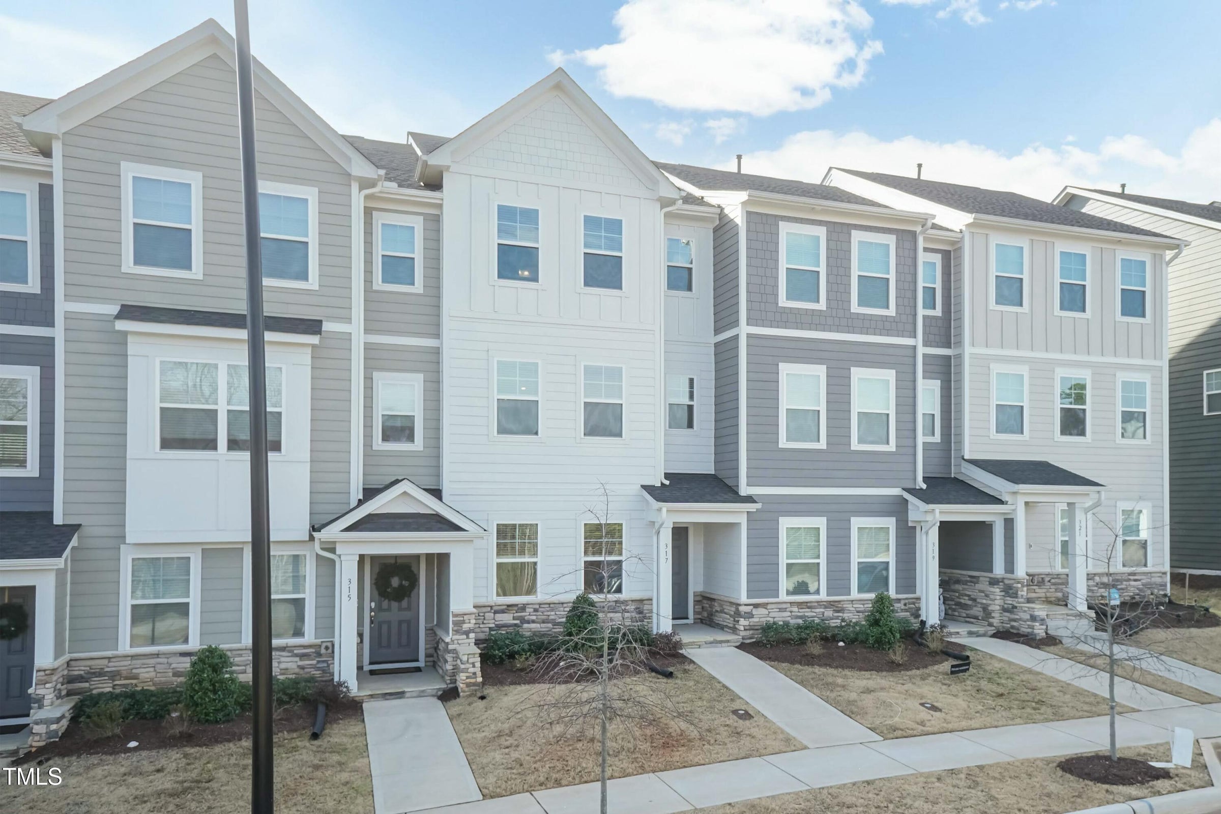 Devon Square, Wake Forest NC Home for Sale - 317 Devon Clfs Drive